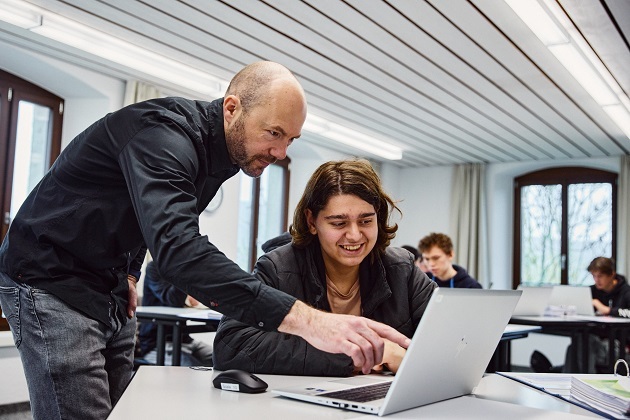 Offene Stellen - Berufsschule Scala